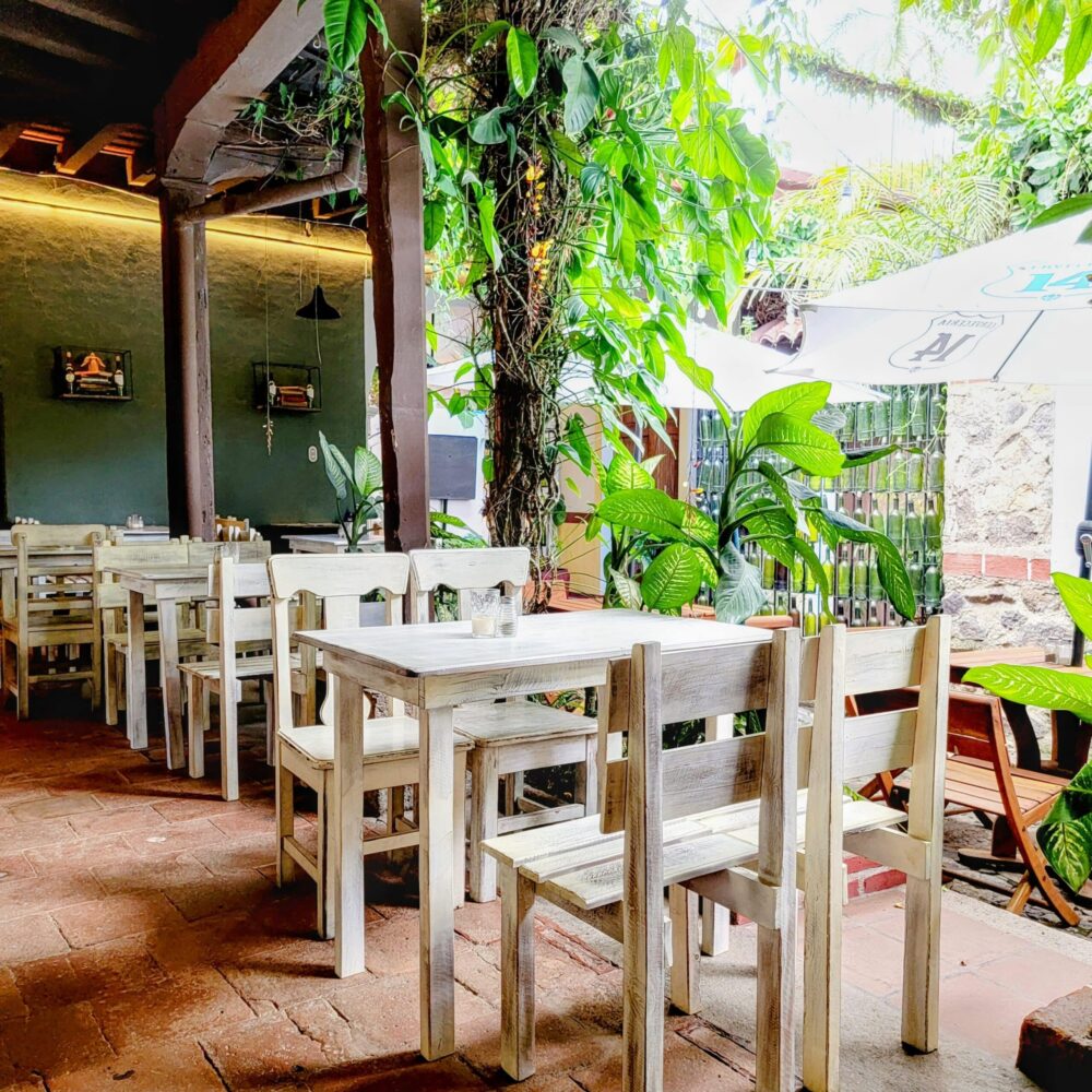 Laurel Bistro Antigua Guatemala